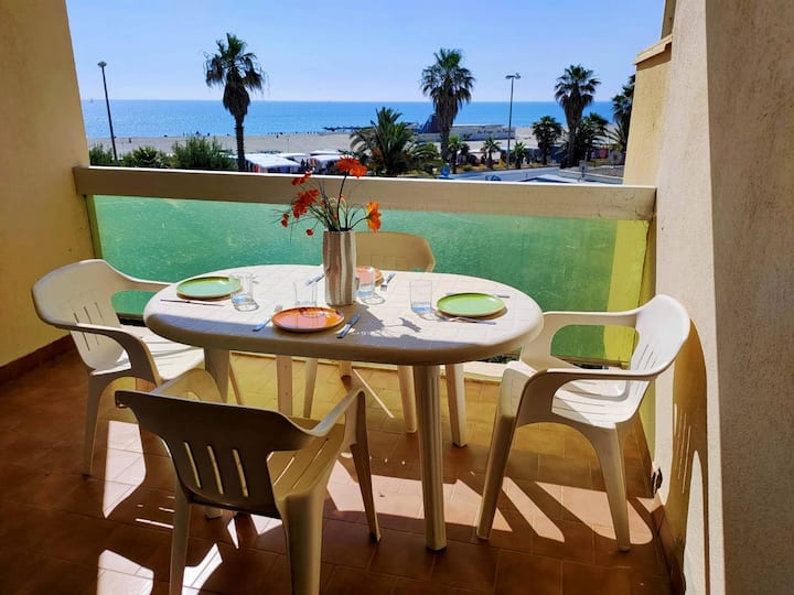 Deux-pièces Rénové Face à La Mer Avec Parking - Canet-en-Roussillon