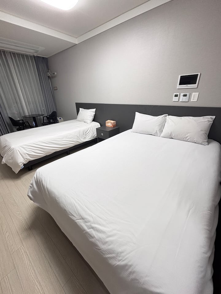 여수 학동/호수+시티뷰/최대 2인/맛집거리 도보5분/무료주차/관광지 9분/연박할인/취사가능 - South Korea