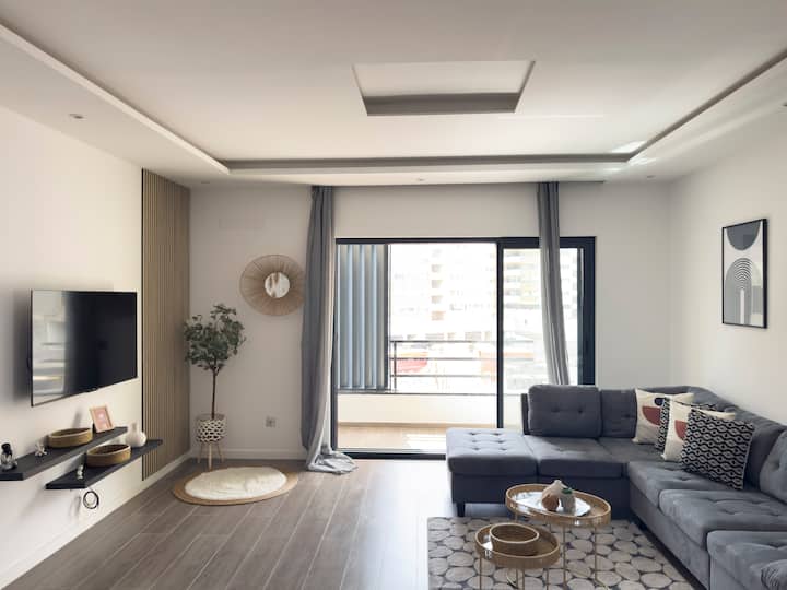 Modern 2-bdr Apt With Rooftop Pool - Lcgr - Praia