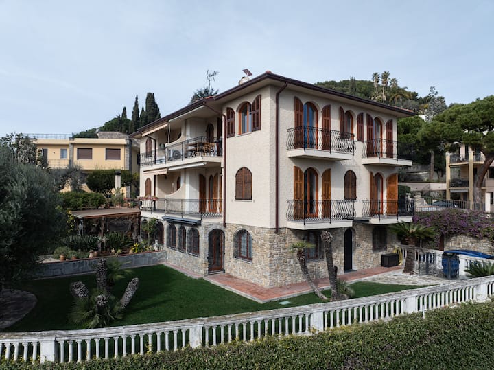 Terrasse Bellavista à Bordighera – 6 Couchages - Vintimille