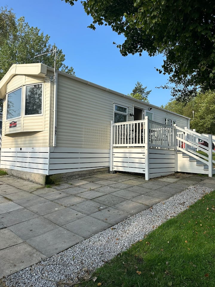 Gorgeous Caravan Sleeps 6 Including Bed Seatee - Yorkshire