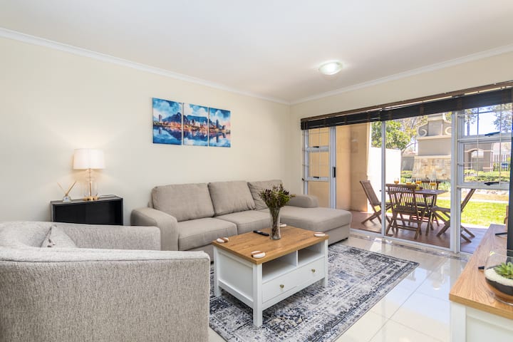 Villa Italia 2 Bedroom 2 Bathroom Apartment - Cape Town