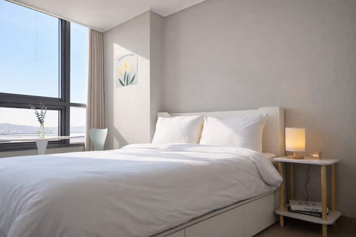 [그린스테이] #2~3인 #달빛축제공원역5분 #호텔침구 #휴식 #요리 #아이동반 #비지니스 - Incheon