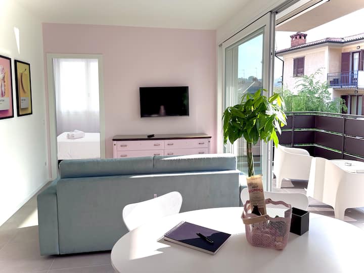 Sarnicocolorsuites Pantone•garage•2 Min Dal Lago - Sarnico