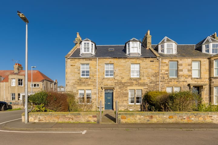 Greenways  – Wake Up On The Fairway At Gullane. - North Berwick