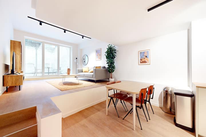 Luxe Appartement Van 75m² - Toeristisch Centrum - Brussels