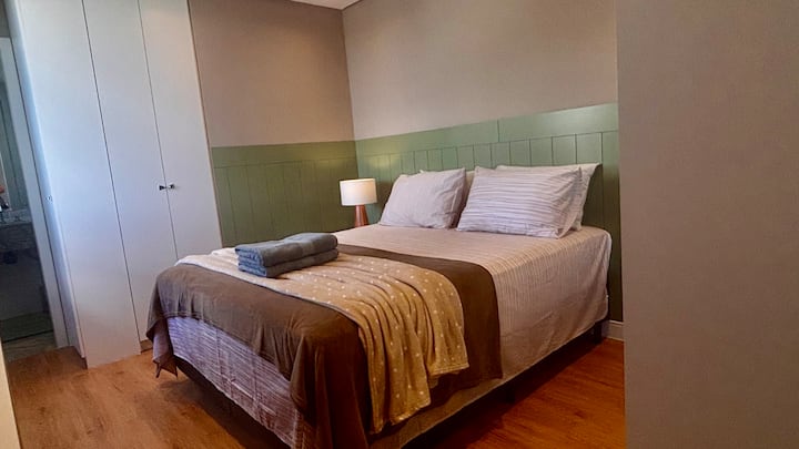 Melhor Flat Da Zsul De Bh! C/ar, Banheira, Wi-fi - Belo Horizonte