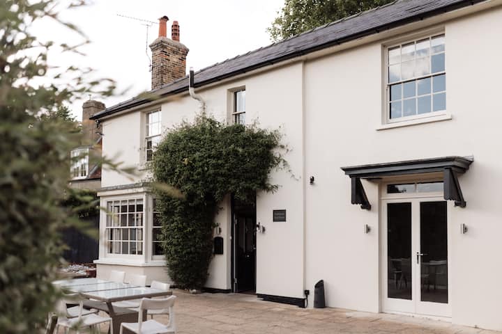 Hubbards Hall Farmhouse - 埃塞克斯