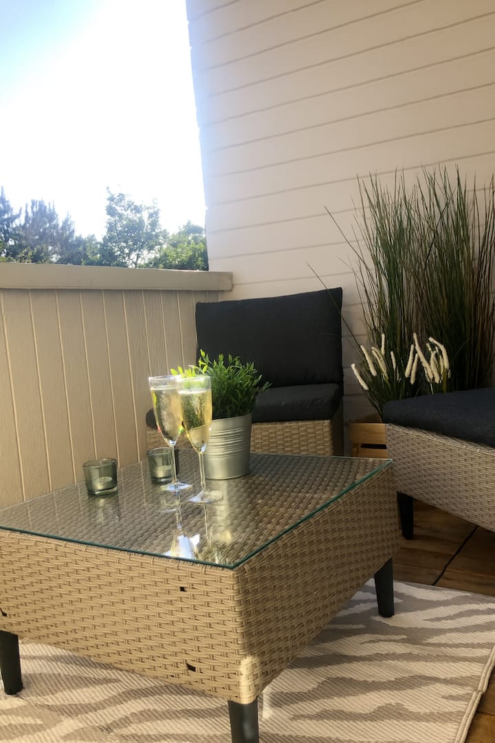 Mysig Lght Med Balkong 250 Meter Från Skrea Strand - Falkenberg