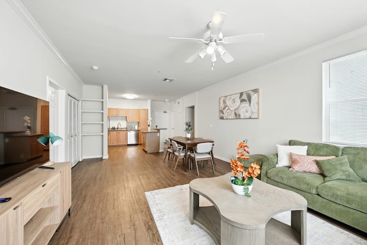 The Shoreline | Bright 2bd In The Marina - Los Angeles Airport (LAX)