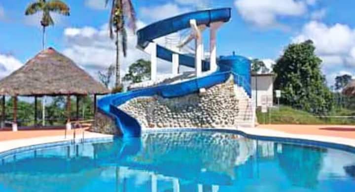 Casa Vacacional Amoblada En Pedro Vicente Maldonad - Pedro Vicente Maldonado