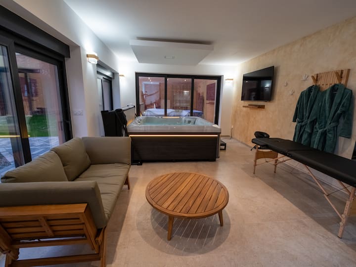 Spa Privatif Avec Jacuzzi, Sauna, Chambre - Mouscron