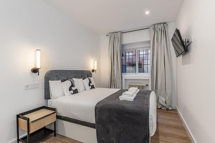 Plaza España Boutique Vi - Corta Estancia - Madrid