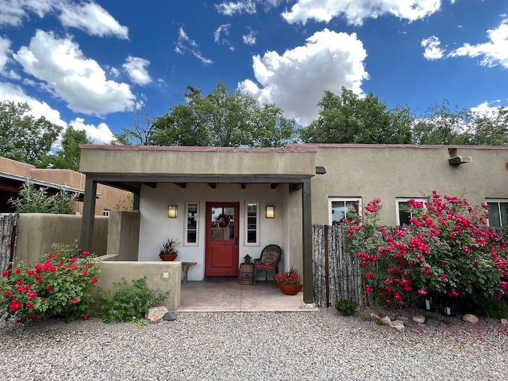 Casa Silvio | Luxe Retreat On Canyon Road - Santa Fe, NM