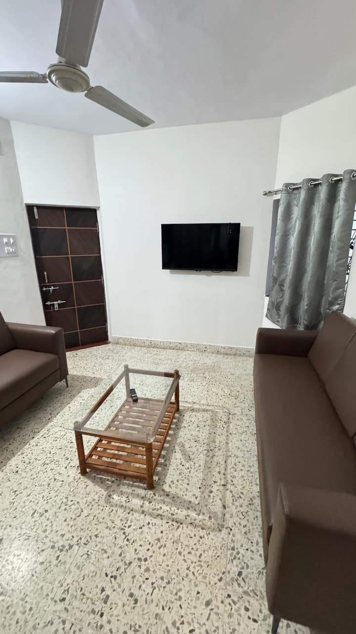 Serene Stay | Spacious 3bhk In Vadodara - Vadodara
