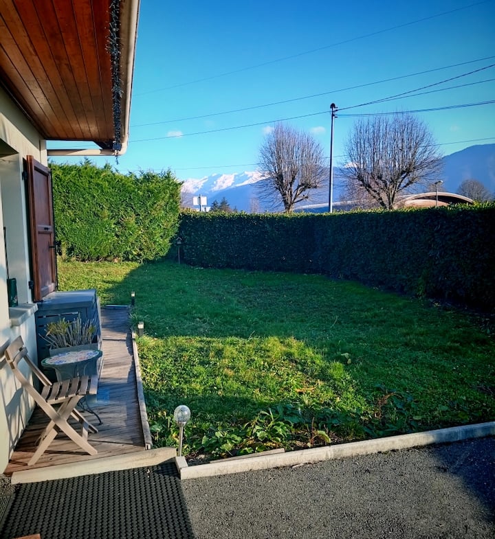 Escale Fraîcheur Sur La Route Des Vins De Savoie - Savoie