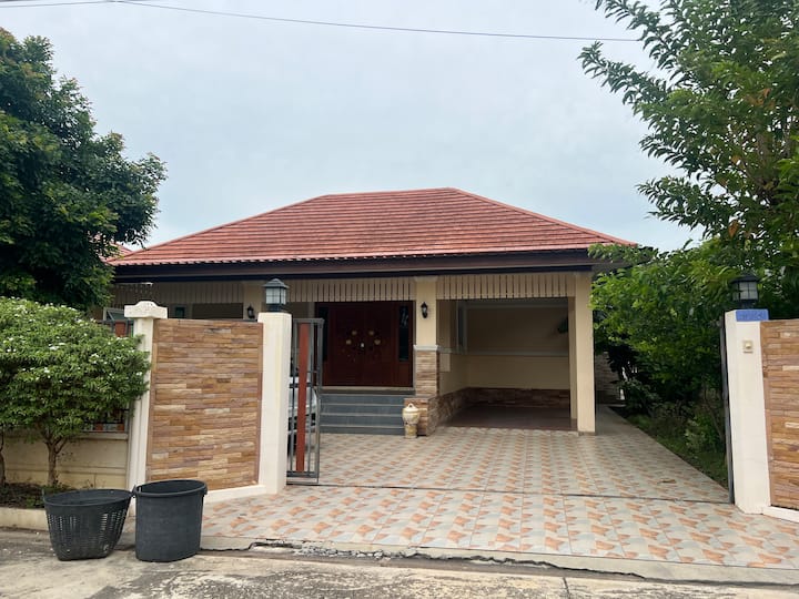 Kanchanaburi 2br/2ba (4) | 500/500 Mbps | M81 - Kanchanaburi