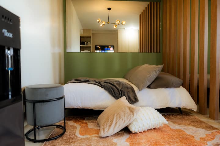 Sm City Walk 5 Min, Balcony&view, Netflix*150mbps - Iloilo City