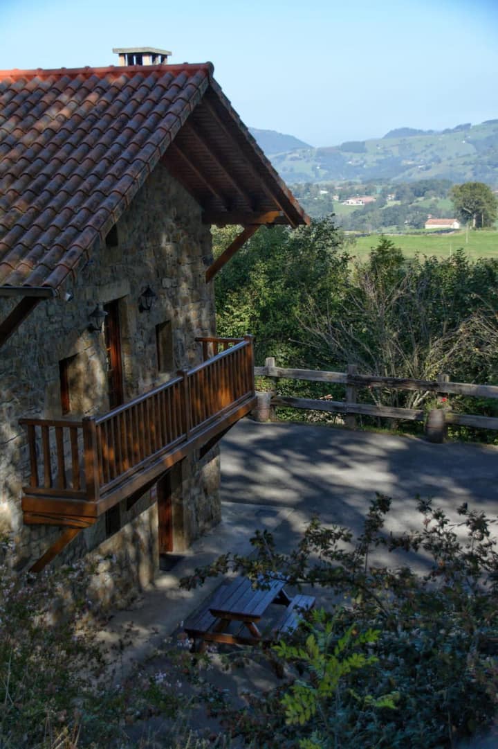 Apartamento Pico La Mesa- La Cabaña De Bienvenida - Vega de Pas