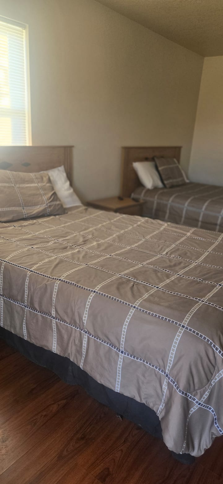 Cabin 2 - Eufaula, OK