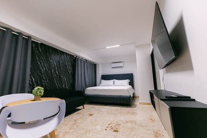 Habitacion Superior Con Cama Extragrande A-201 - Punta Cana