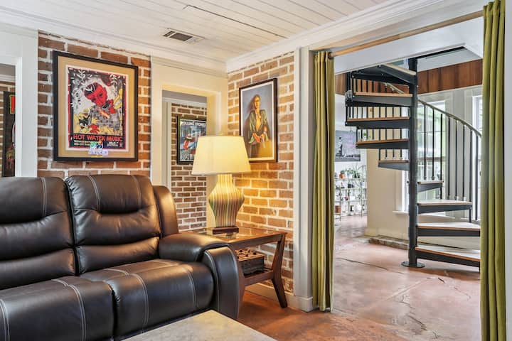 Poland Place L|l 3 Bedrooms L|l Heated Pool - New Orleans, LA