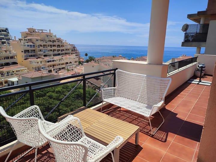 Apartamento Vistas Al Mar, Gran Terraza Y Parking - Benalmádena