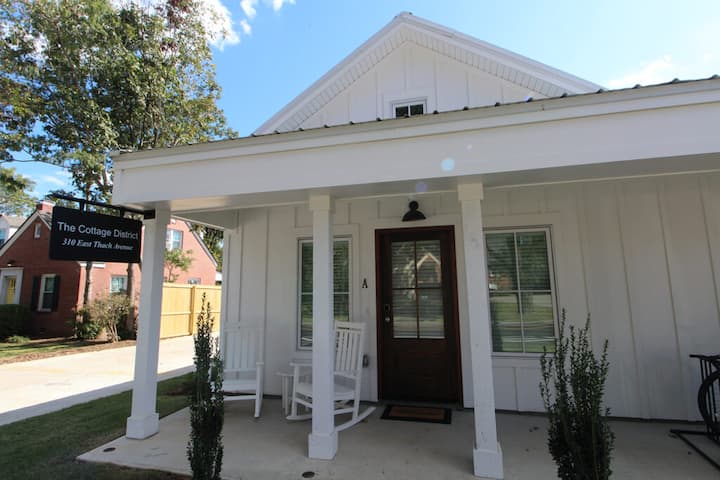 New Luxury 1br Cottage In Downtown Auburn! - Auburn, AL