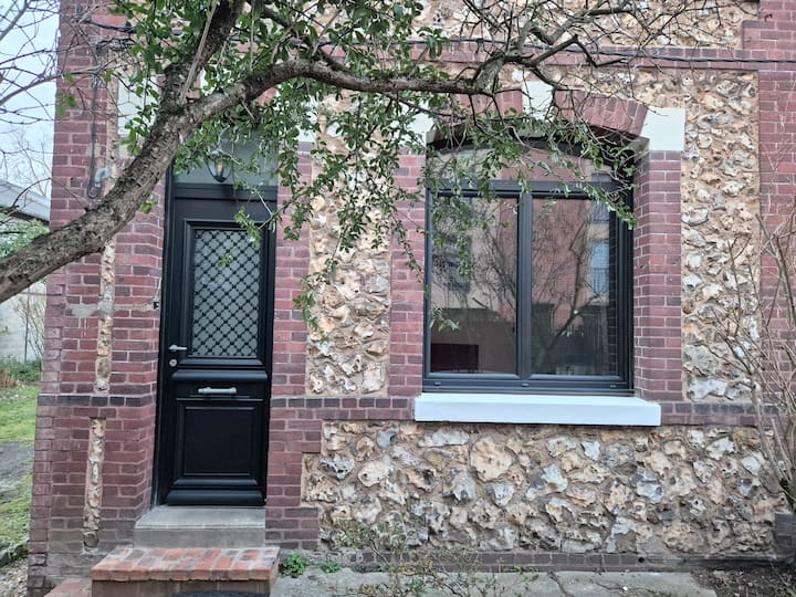 Villa Brique Et Silex Terasse Jardin Parking Rouen - Rouen