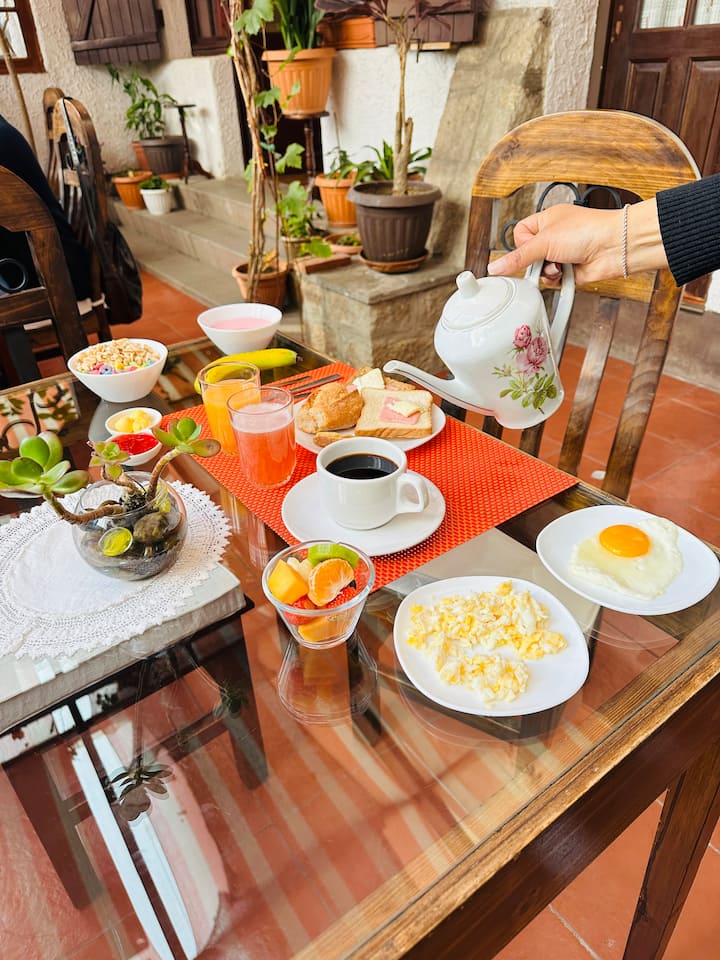 Individual, Céntrico, Desayuno Incluido - La Paz