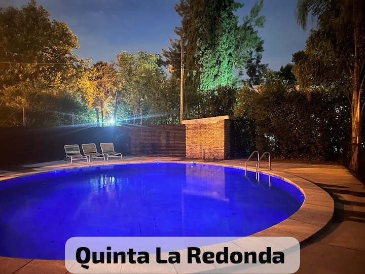 Quinta Multieventos La Redonda - Buenos Aires Ezeiza Airport (EZE)