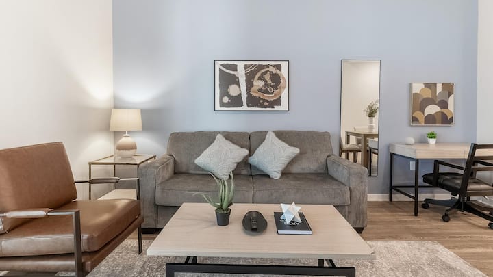 Landing | Incredible 1bd, Yoga Studio, Gym - Davenport, FL