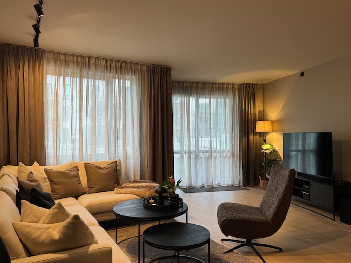 Amazing Super-central Apartment | Garage Parking - Alesund
