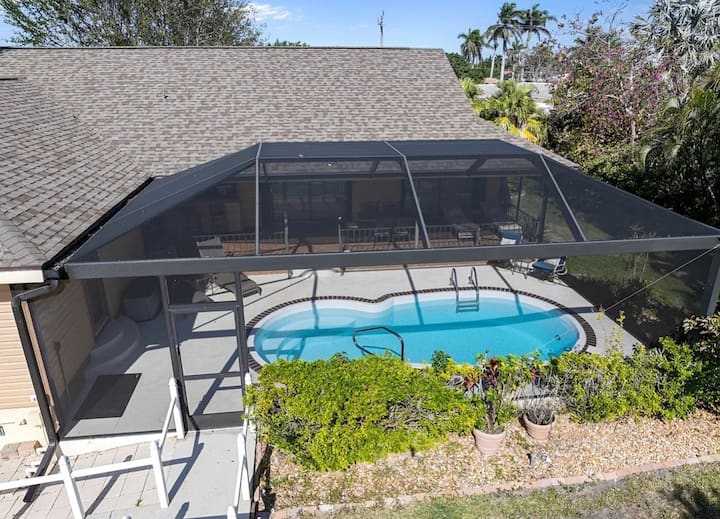 Private Home With Private Pool - Marco Island, FL