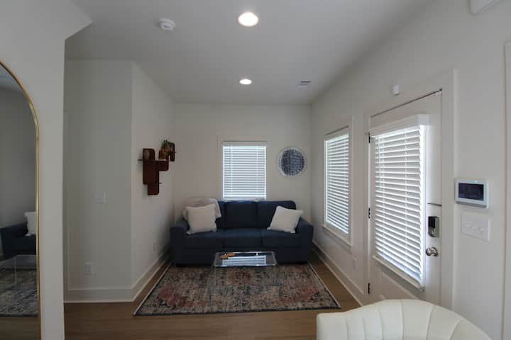 New Luxury 2br Cottage In Downtown Auburn! - Auburn, AL