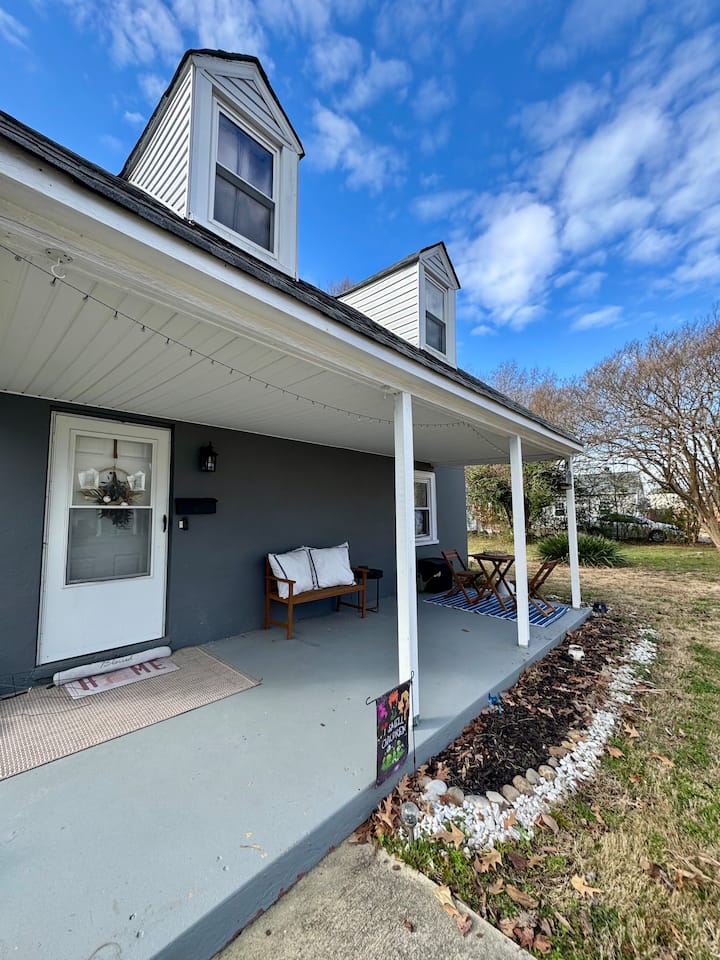 Perfect For A Short Or Long Term Rental. - Newport News, VA