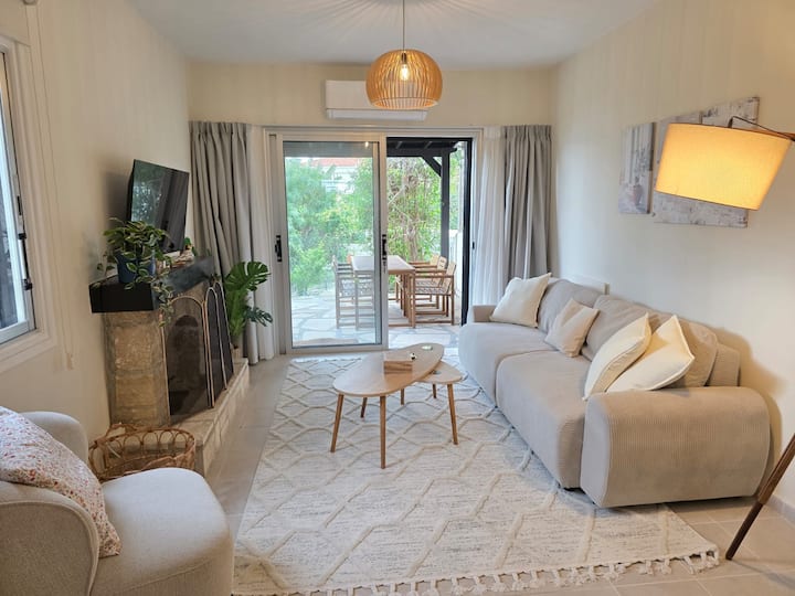 Ambrosia Townhouse By Staycom - Paphos