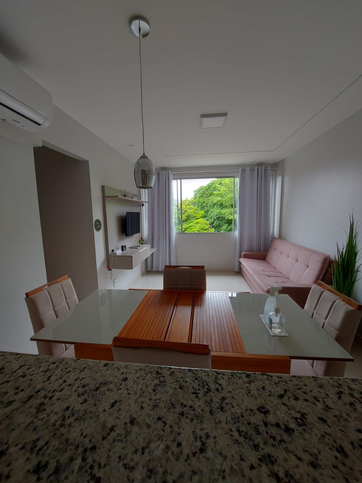 Suite with air conditioning near airport and valley - Apartments for ...