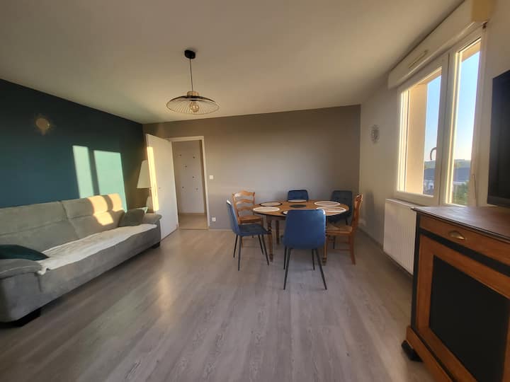 Bel Appartement : Vues Sur La Ville & La Campagne - La Souterraine