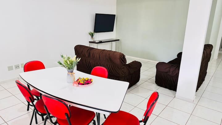 Hospedagem Funcional Em Curitiba | Até 9 Pessoas - Araucária