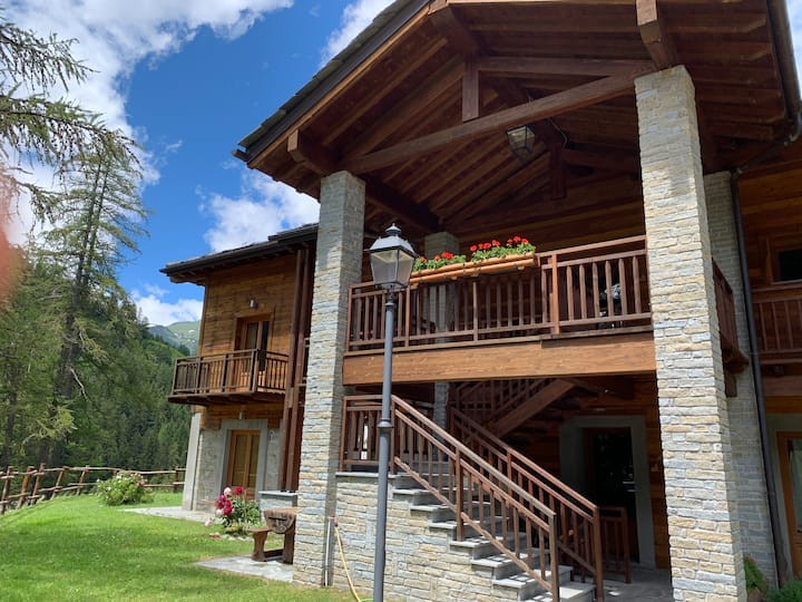 Maison Kia-cozy & Spacious Alpine Home, La Thuile - La Thuile