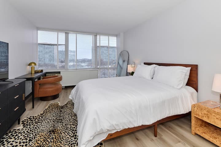 Modern 1br Retreat | Rooftop + Gym + Wifi - シカゴ