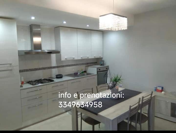 Intero Appartamento Cat Esmeralda House - Cápua