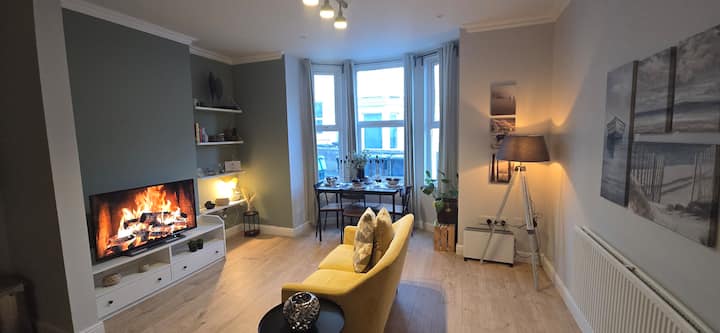 Beautiful Central Llandudno 2 Bed Apartment - Llandudno