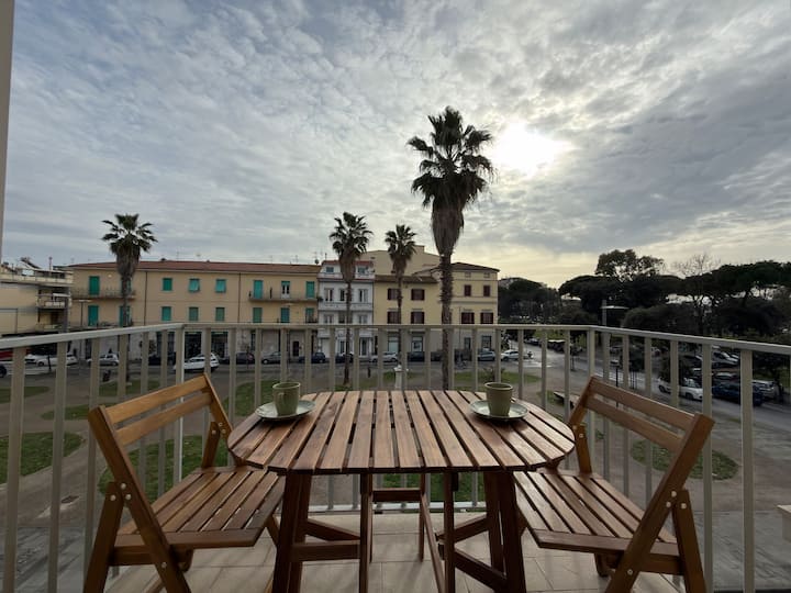 Casa Di Angelo - Brand New Apartment On The Square - Viareggio