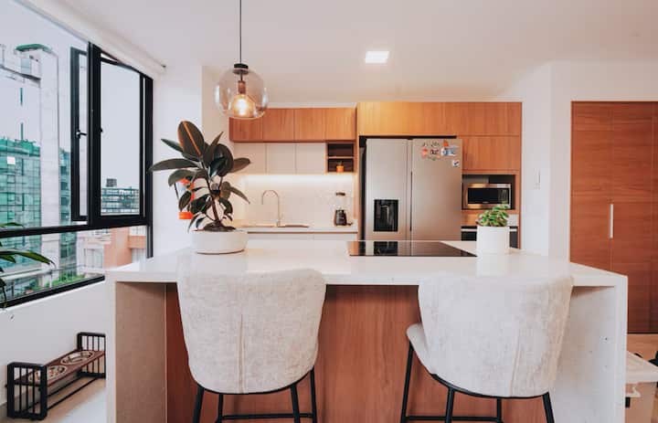 Uio Moderno - Ecuador