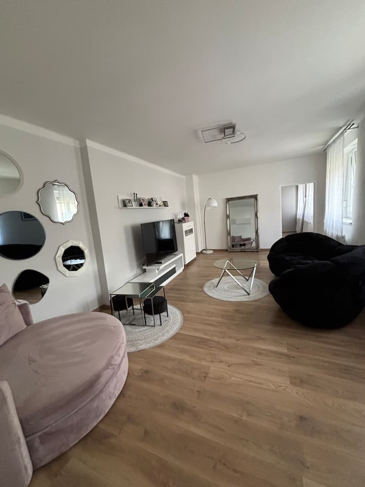 Haus Im Theresienfeld/ Nähe Wiener Neustadt - Wiener Neustadt