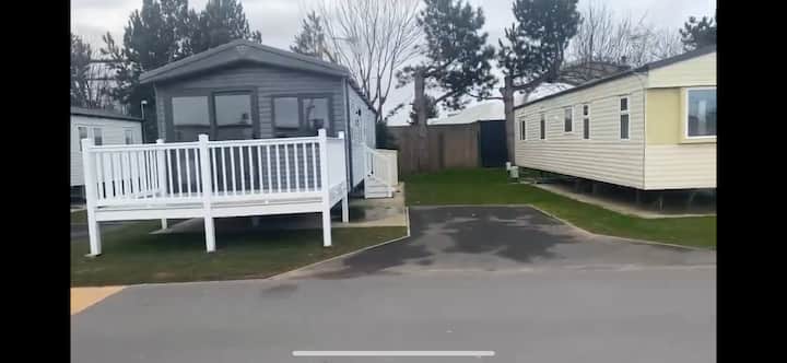 2025 Victory Ashberry 39ft X 12ft Static - Abergele