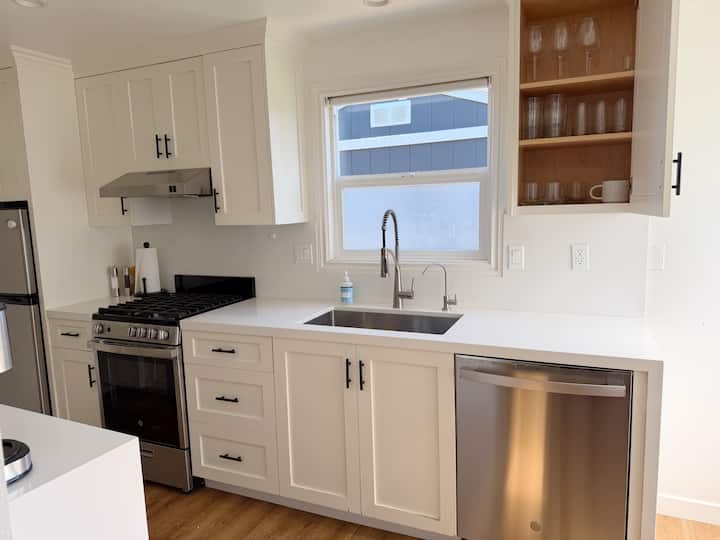 Private 2bd Close To Beach, Sofi, And Restaurants - Manhattan Beach, CA