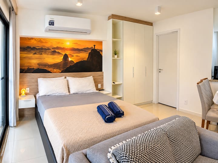 Lindo Apto  Com Garagem - Varanda Top C/ Vista - Rio de Janeiro